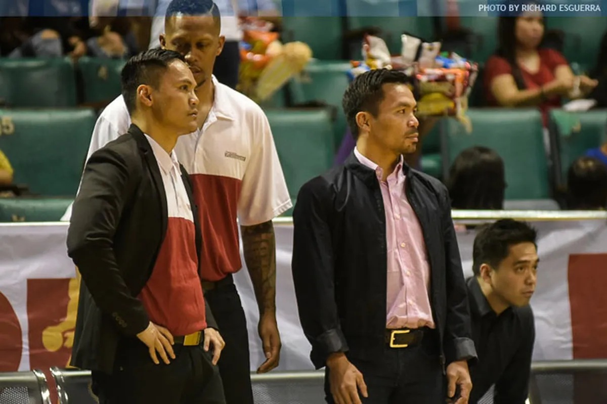 PBA: Coach Pacquiao shows up to inspire Mahindra | ABS-CBN Sports