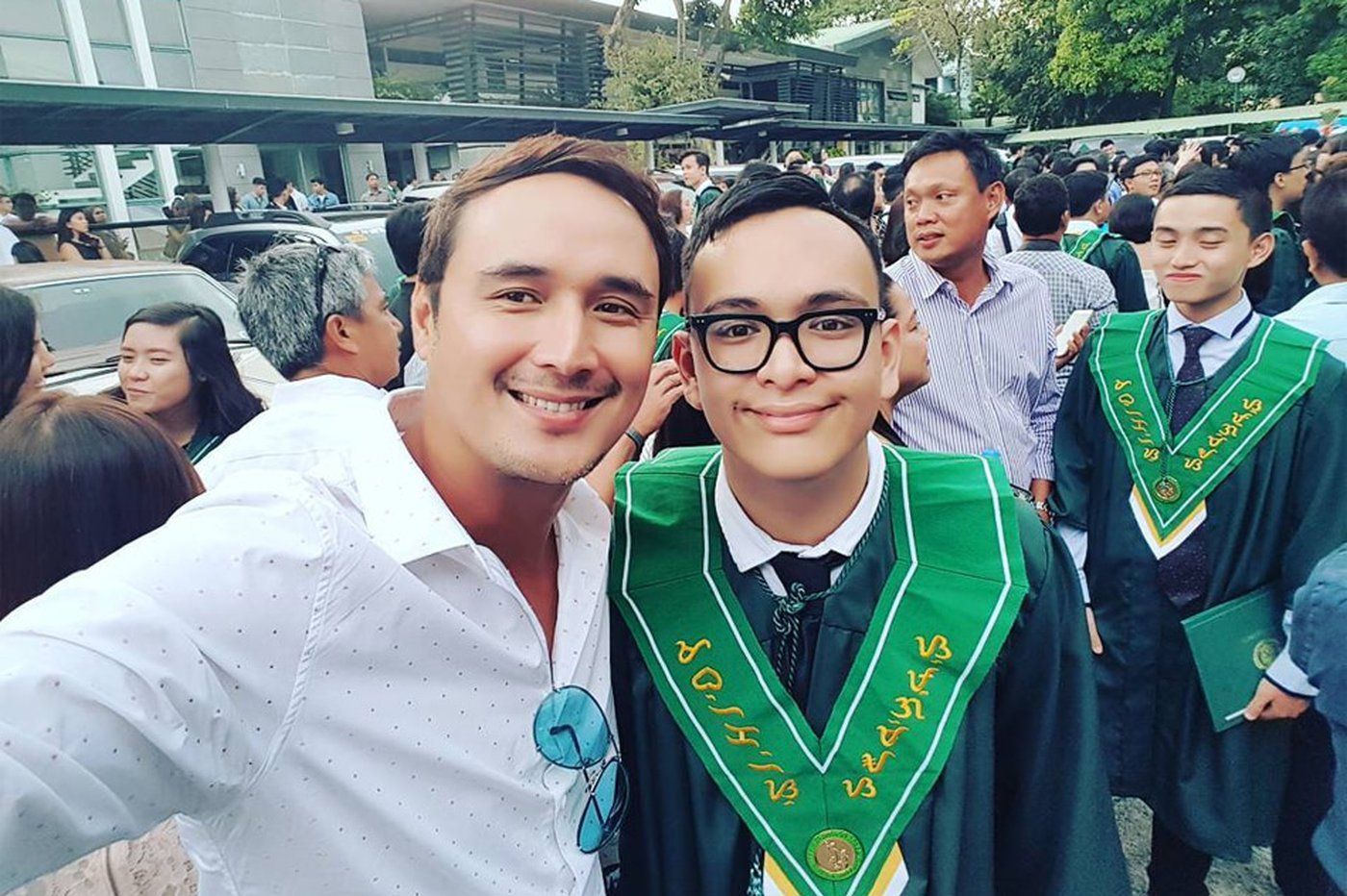 Son of Janice de Belen, John Estrada graduates from high school | ABS ...
