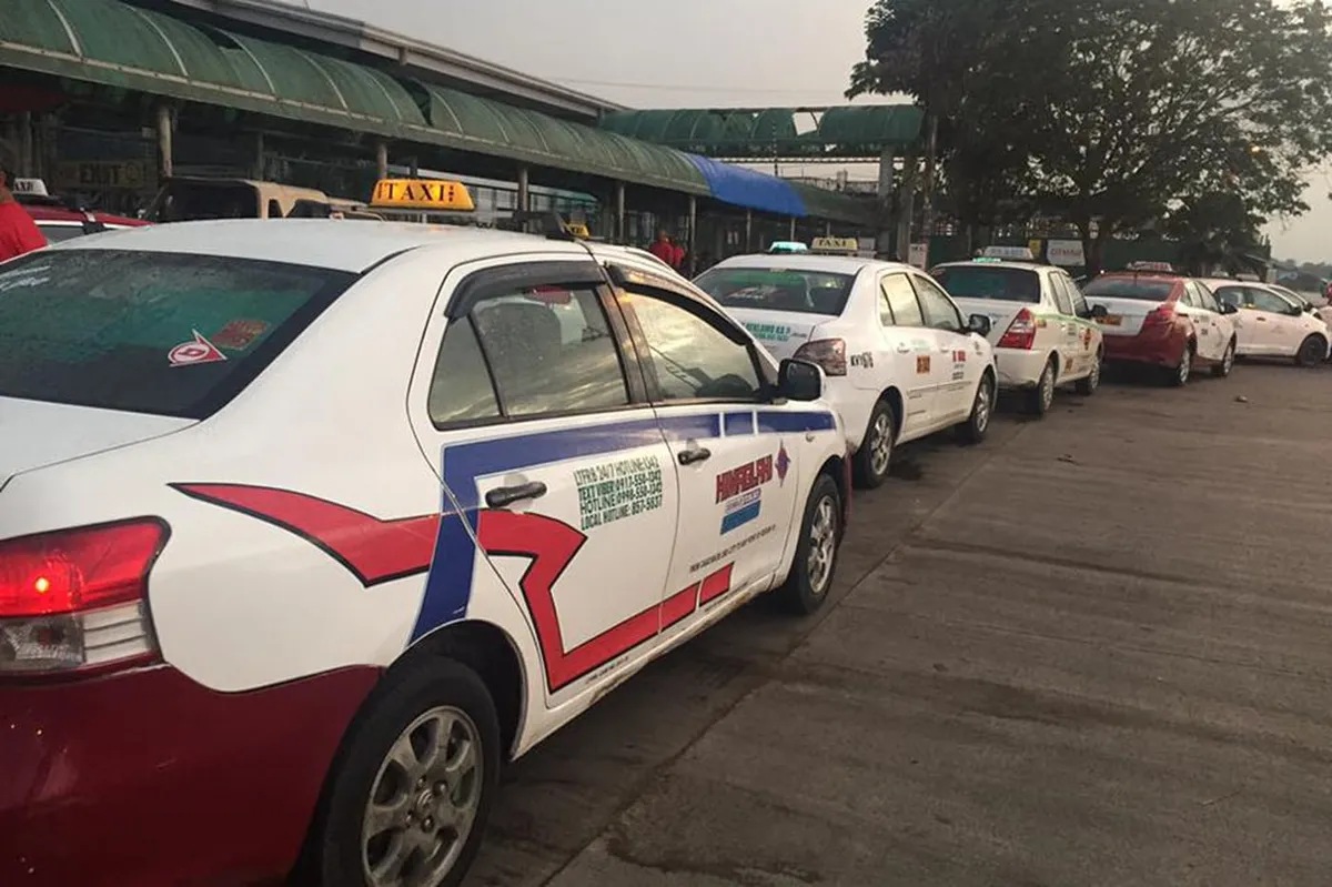 Taxi drivers blast alleged oil hoarding in CDO | ABS-CBN News