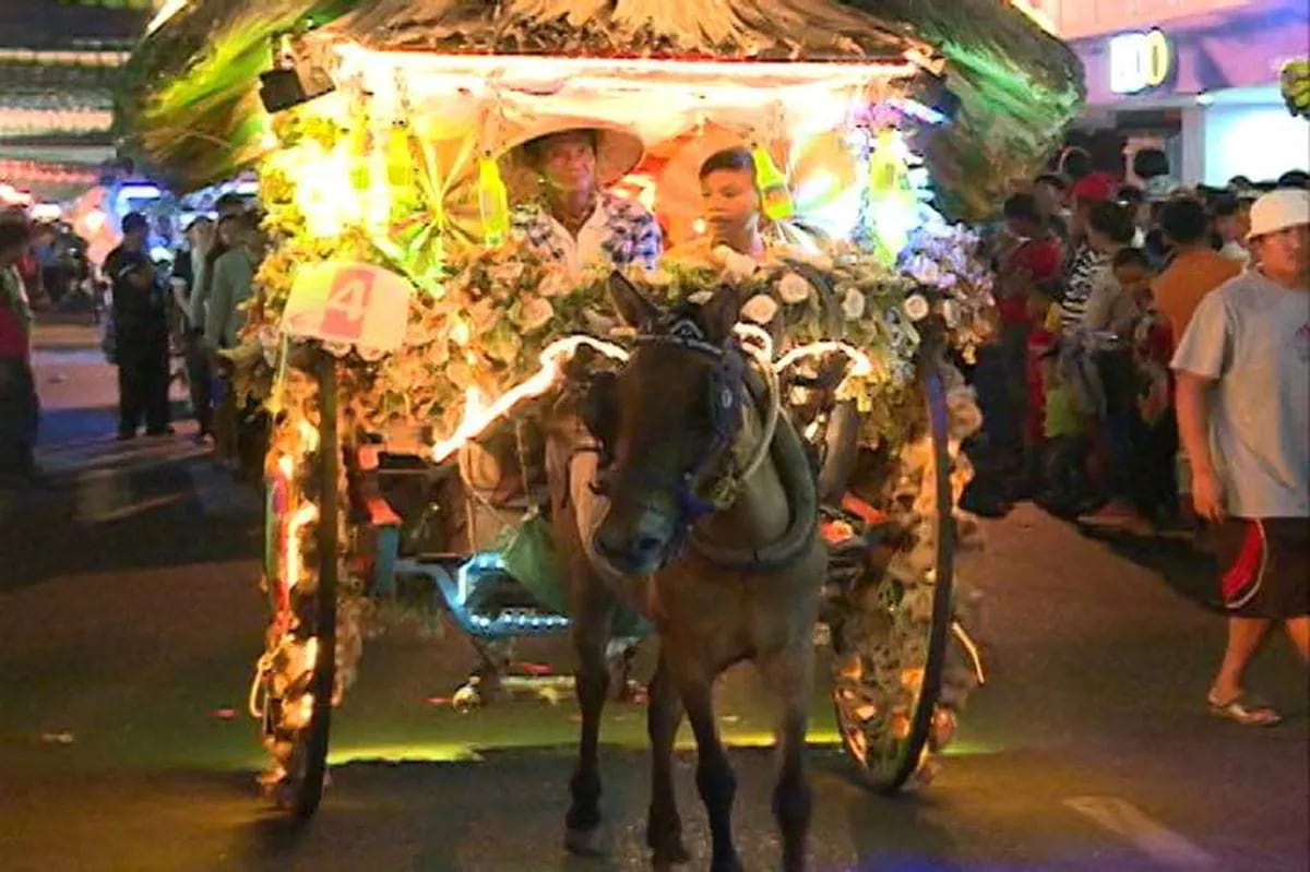 LOOK: Laoag City hosts annual Kalesa 'Lawag' Parade | ABS-CBN Lifestyle