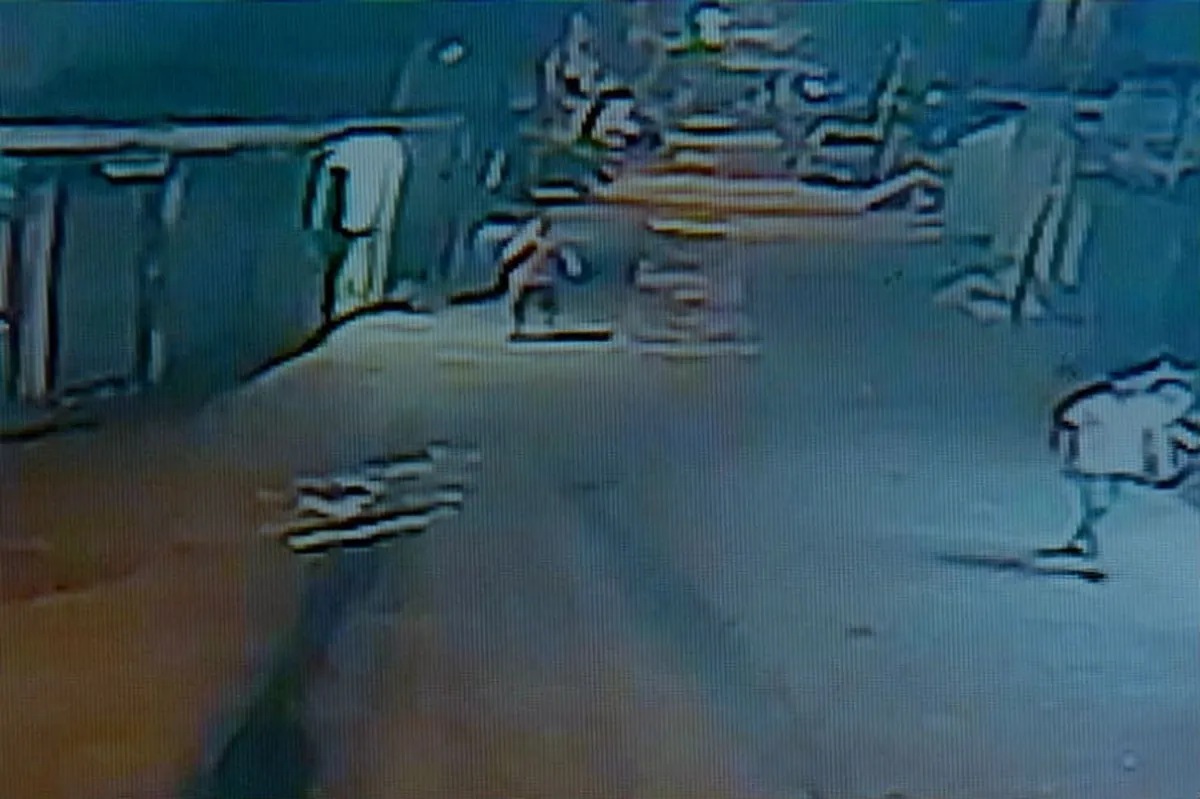 SAPUL SA CCTV: Lalaki binaril sa Marikina | ABS-CBN News SAPUL SA CCTV: Lalaki binaril sa Marikina | ABS-CBN News