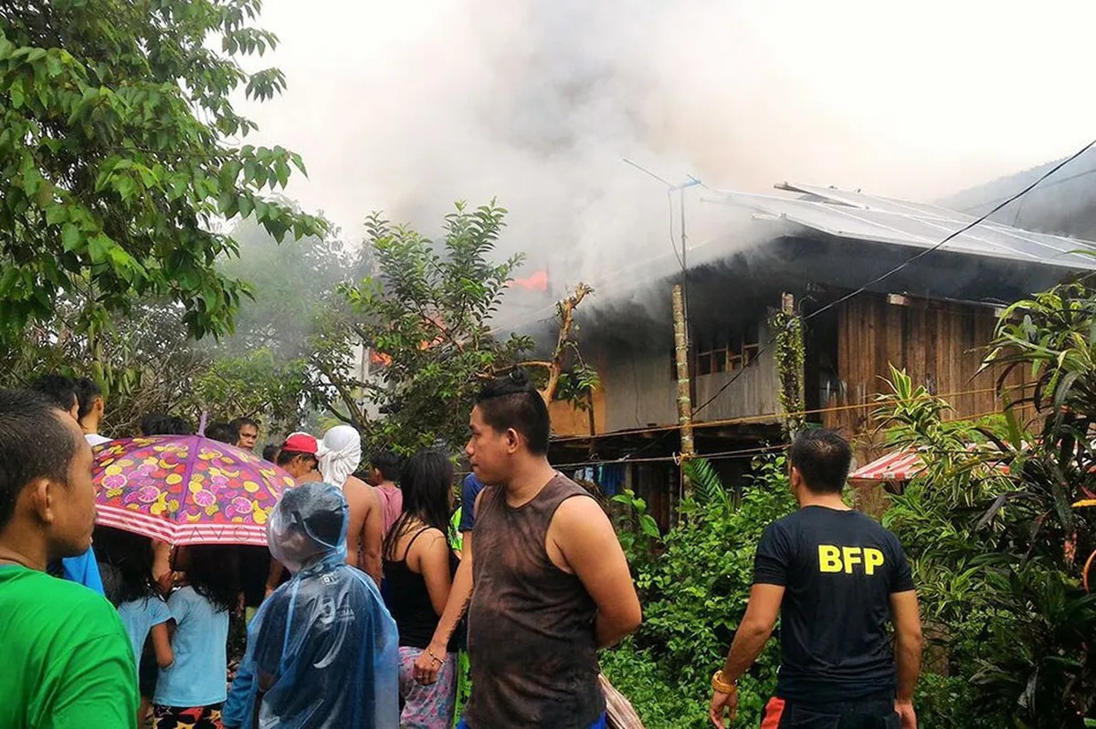 Fire razes 4 houses in Butuan | ABS-CBN News