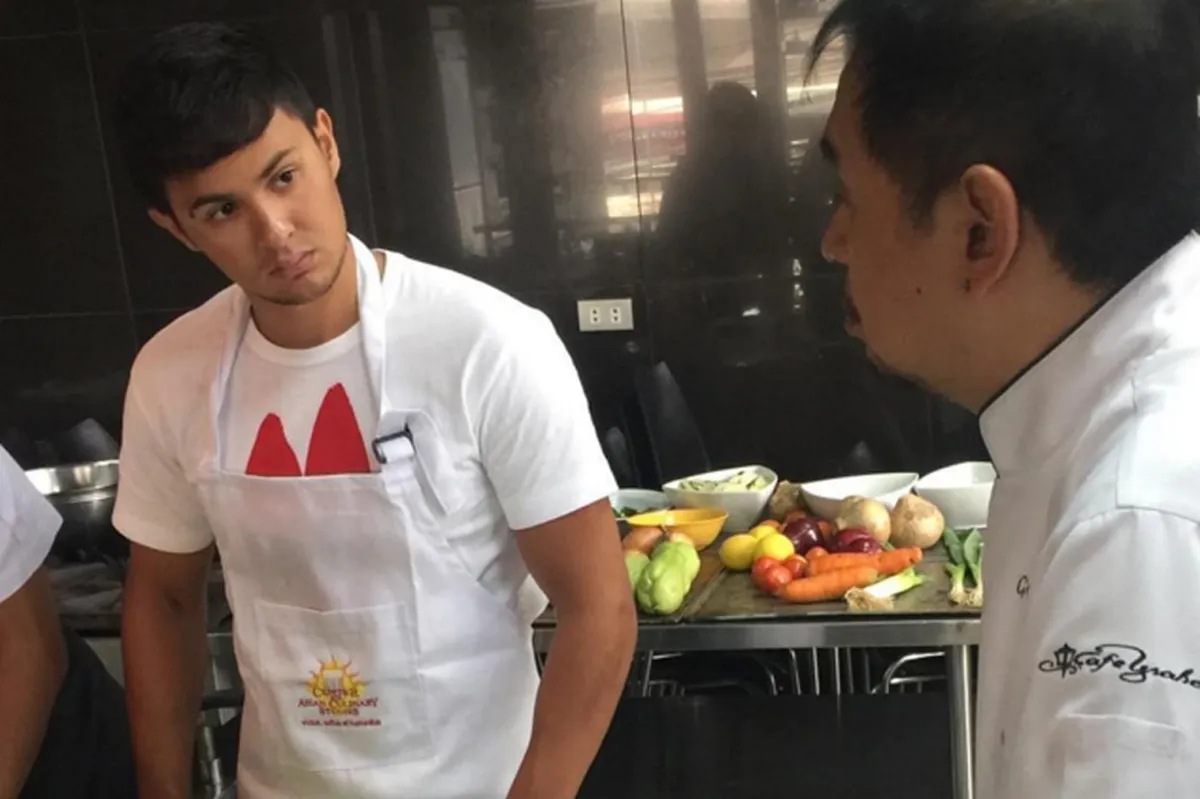 Just like Sarah, Matteo takes culinary lessons | ABS-CBN Entertainment