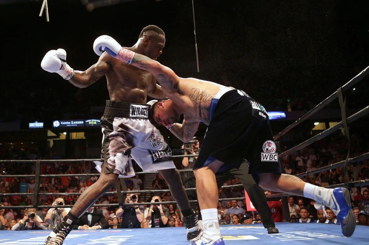 Wilder stops Arreola to retain WBC heavyweight world title | ABS-CBN Sports