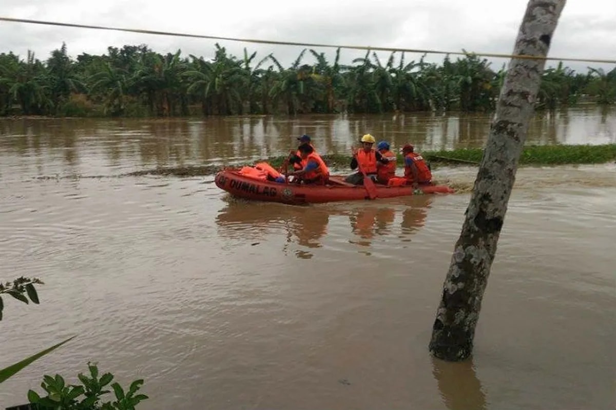 TINGNAN: Ilang lugar sa Visayas binaha | ABS-CBN News