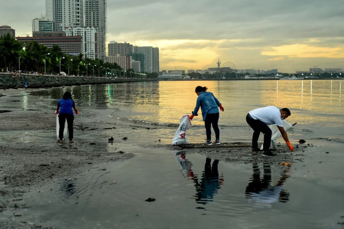 DILG: Manila Bay rehab not a prelude to reclamation | ABS-CBN News