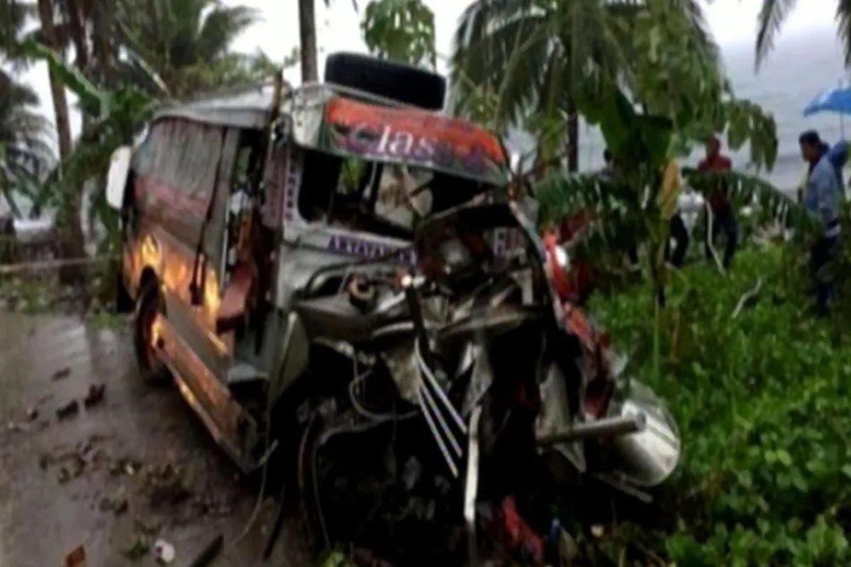 Kasal naudlot dahil sa aksidente; 1 patay | ABS-CBN News