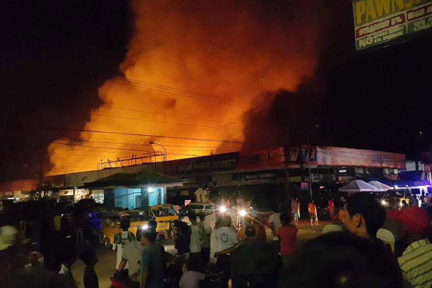 Late Christmas eve fire partially razes Digos City public market | ABS ...