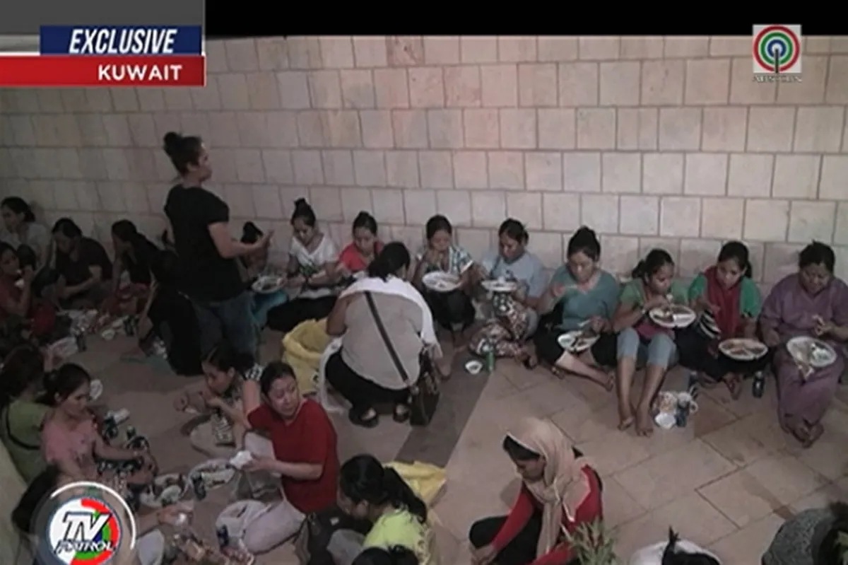 Halos 500 stranded na OFW sa Kuwait, umapela kay Duterte | ABS-CBN