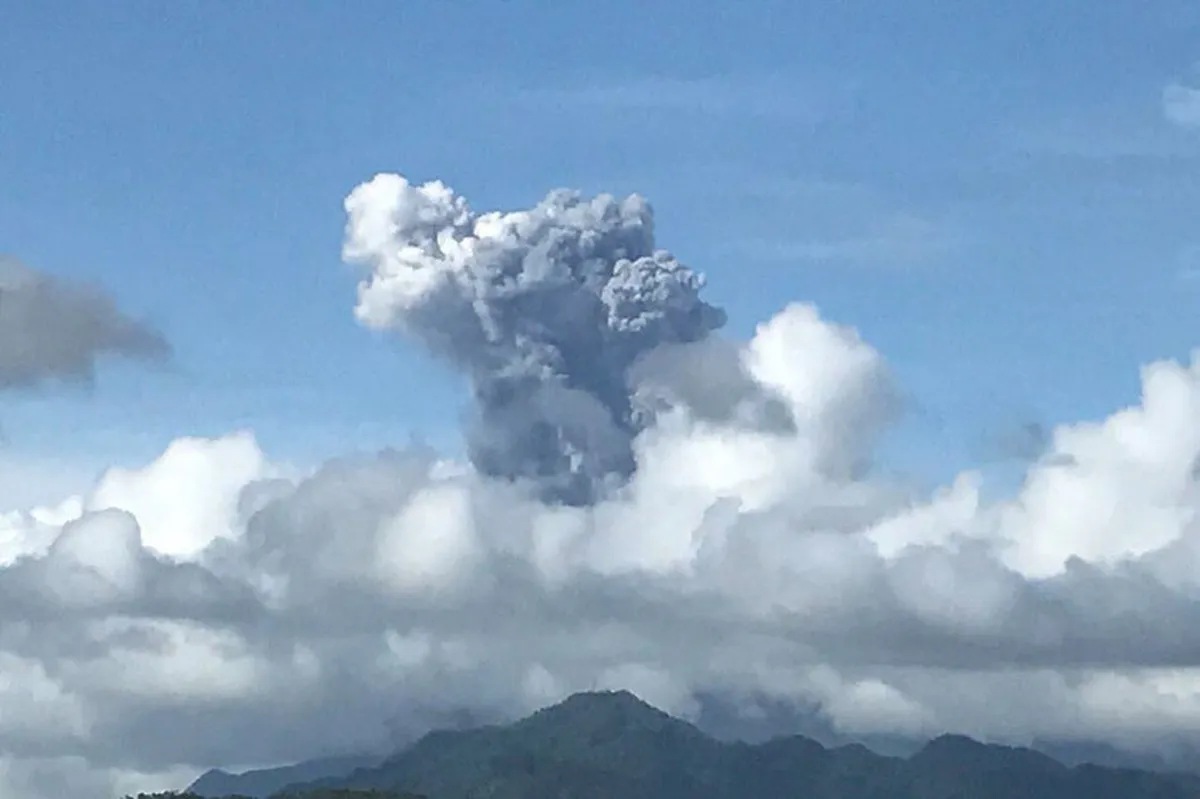 LOOK: Bulusan spews 2000-meter ash column | ABS-CBN News