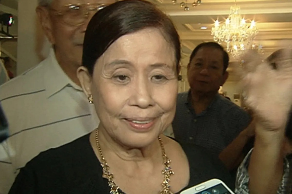 Birthday ni Mother Lily, dinagsa ng mga artista | ABS-CBN Entertainment