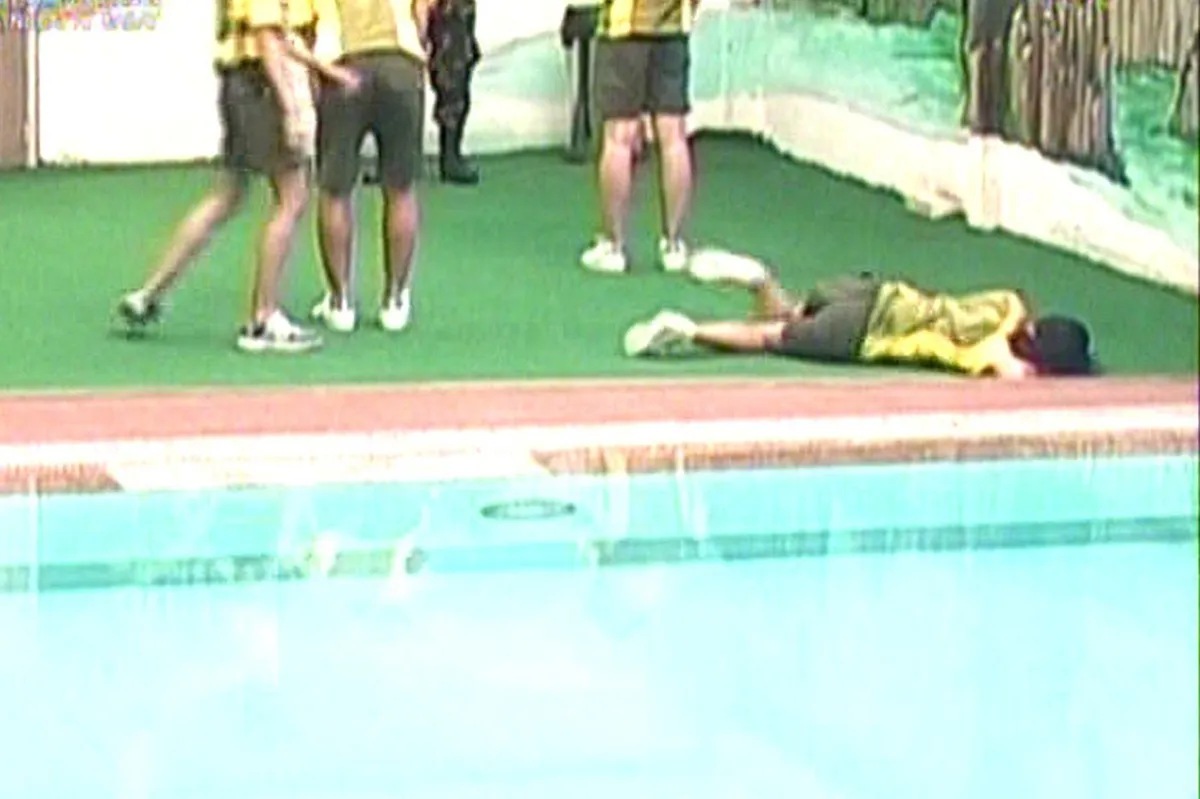 WATCH: Kisses collapses during 'PBB' challenge | ABS-CBN Entertainment