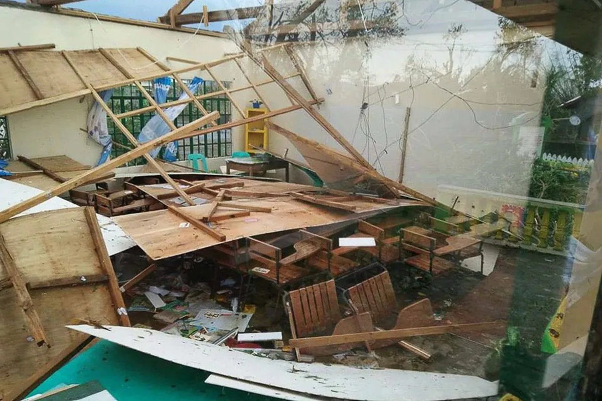 Super typhoon 'Lawin' kills at least four | ABS-CBN News