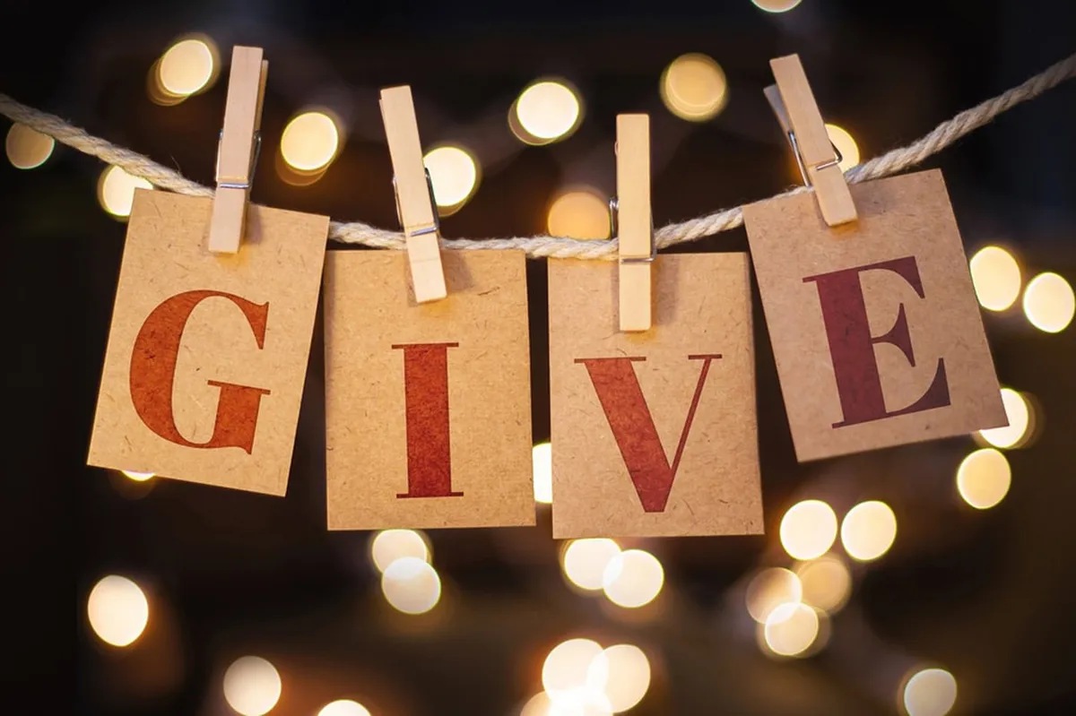 Tips on how to give gifts to help others | ABS-CBN News