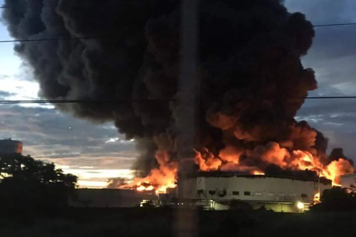 Mga aktibista, nag-vigil para sa mga biktima ng sunog sa Cavite | ABS ... Mga aktibista, nag-vigil para sa mga biktima ng sunog sa Cavite | ABS ...