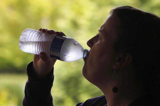 Cold water during hot weather bad for health? 'Fake news,' says doctor ...