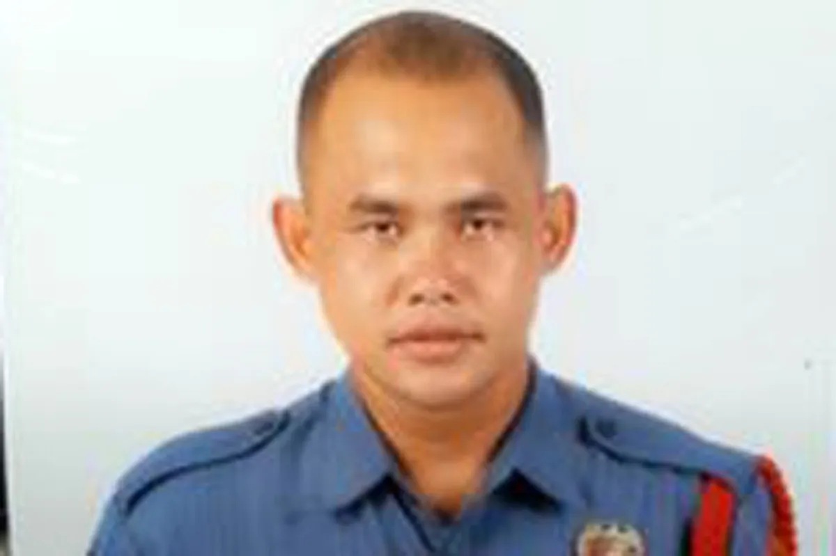 Dating pulis, patay matapos 'manlaban' sa mga kapwa-pulis | ABS-CBN News