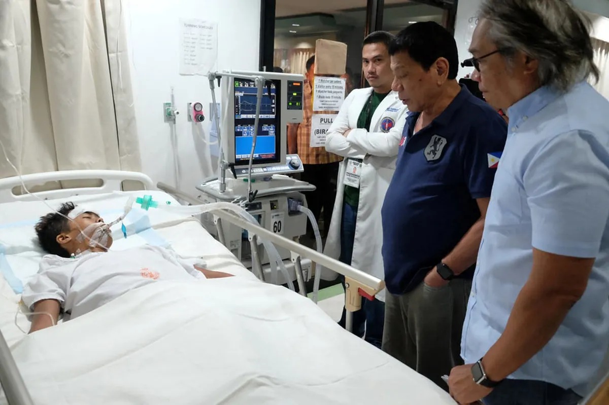 Duterte visits blast victims, promises to foot hospital bills | ABS-CBN ...