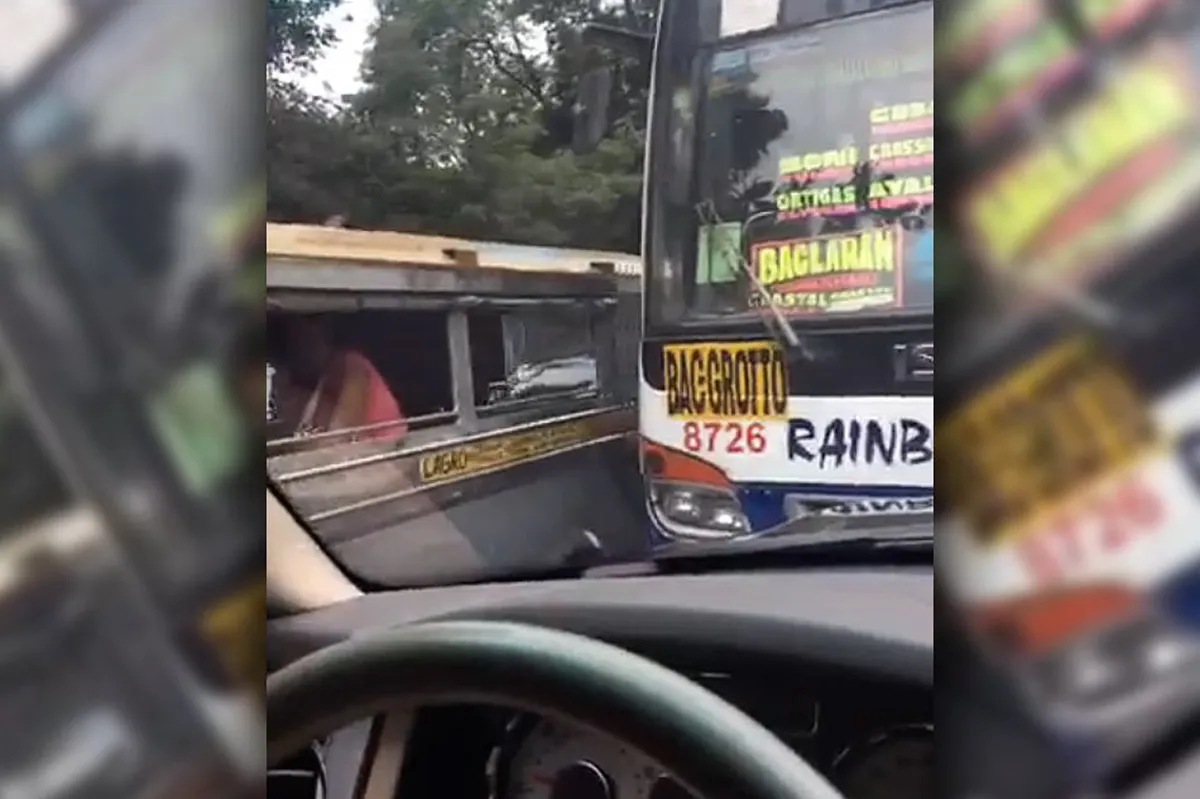 Traffic enforcer sa viral video, nangamba sa kaligtasan | ABS-CBN