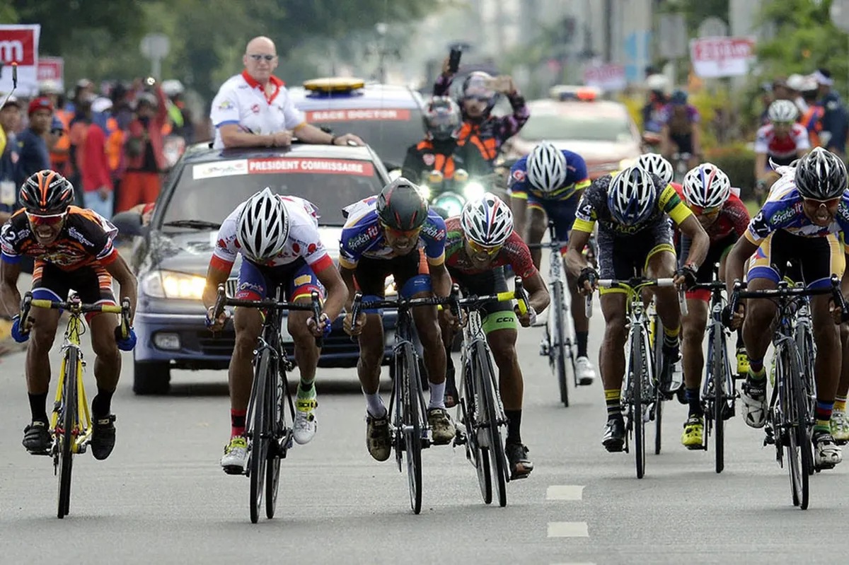 Cycling: Army's Cris Joven looks to crash Navymen's party as Ronda ...