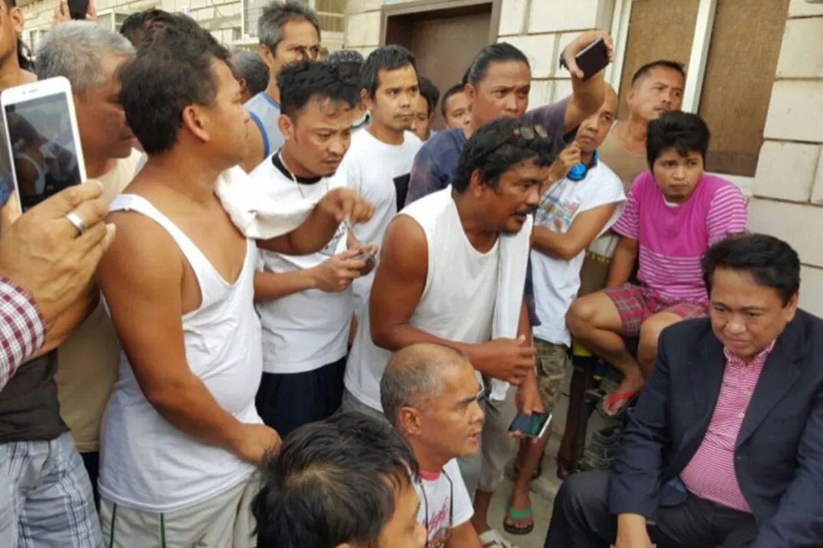 'Bring us home,' plead Filipino migrants stranded in Saudi Arabia | ABS-CBN