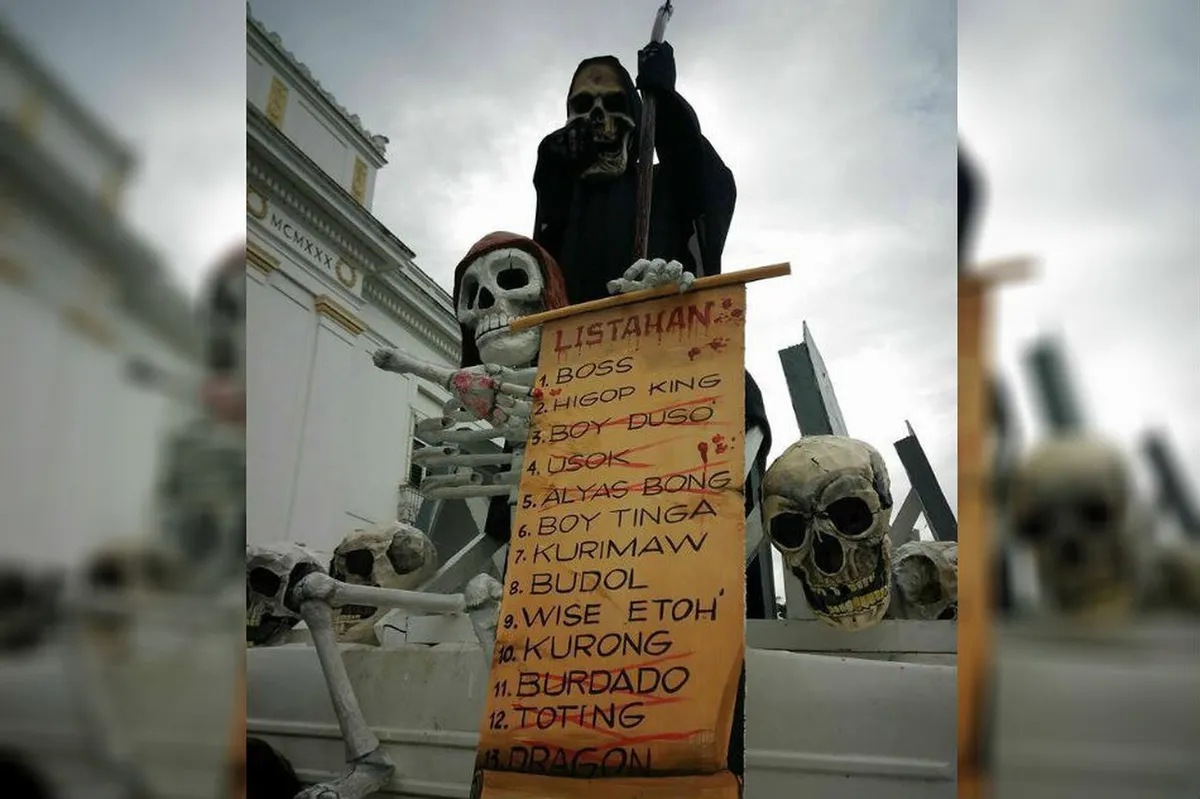 'Grim Reaper' spreads spooky anti-drug message in Samar | ABS-CBN News