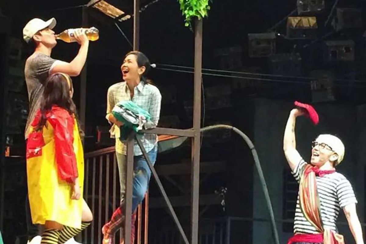 LOOK: James Reid, 'OTWOL' cast watch 'Rak of Aegis' | ABS-CBN Lifestyle