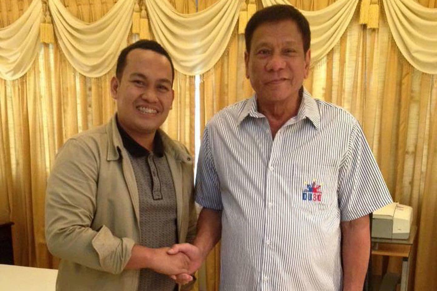 LOOK: Duterte meets designer for final fitting of inaugural barong ...