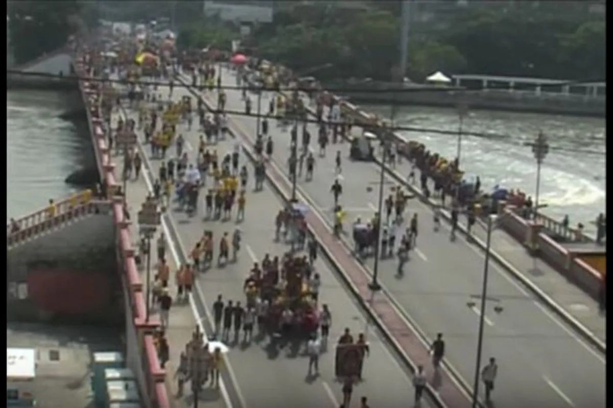 PCG saves drowning teenager in Pasig River | ABS-CBN