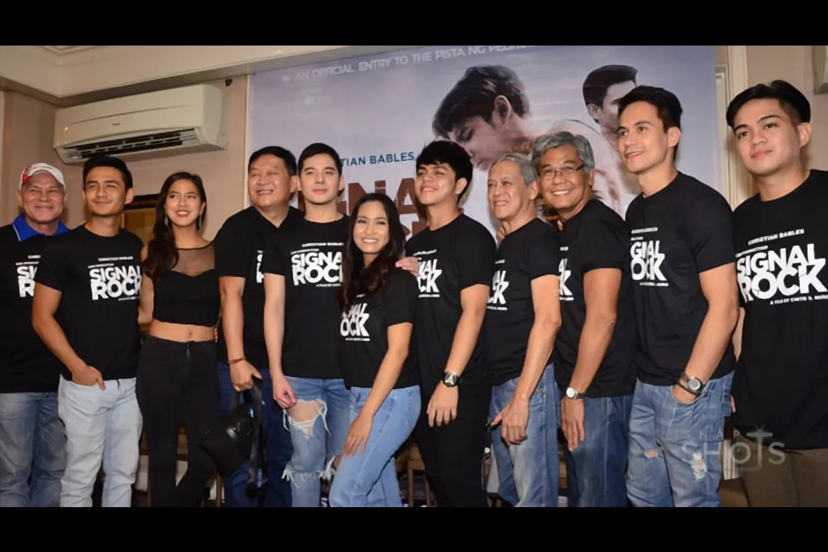 Award-winning director Chito Rono at award-winning actor Christian ...
