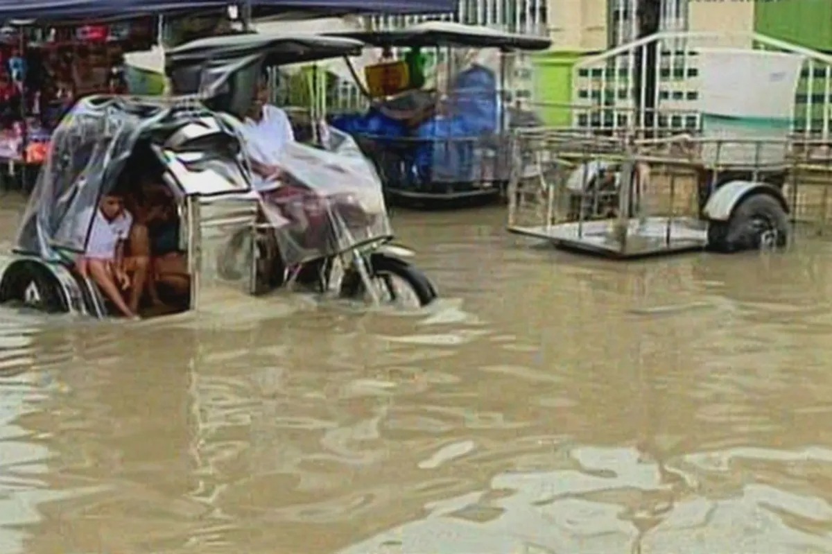 Habagat nagdulot ng pagbaha sa maraming barangay sa Pampanga | ABS-CBN News Habagat nagdulot ng pagbaha sa maraming barangay sa Pampanga | ABS-CBN News