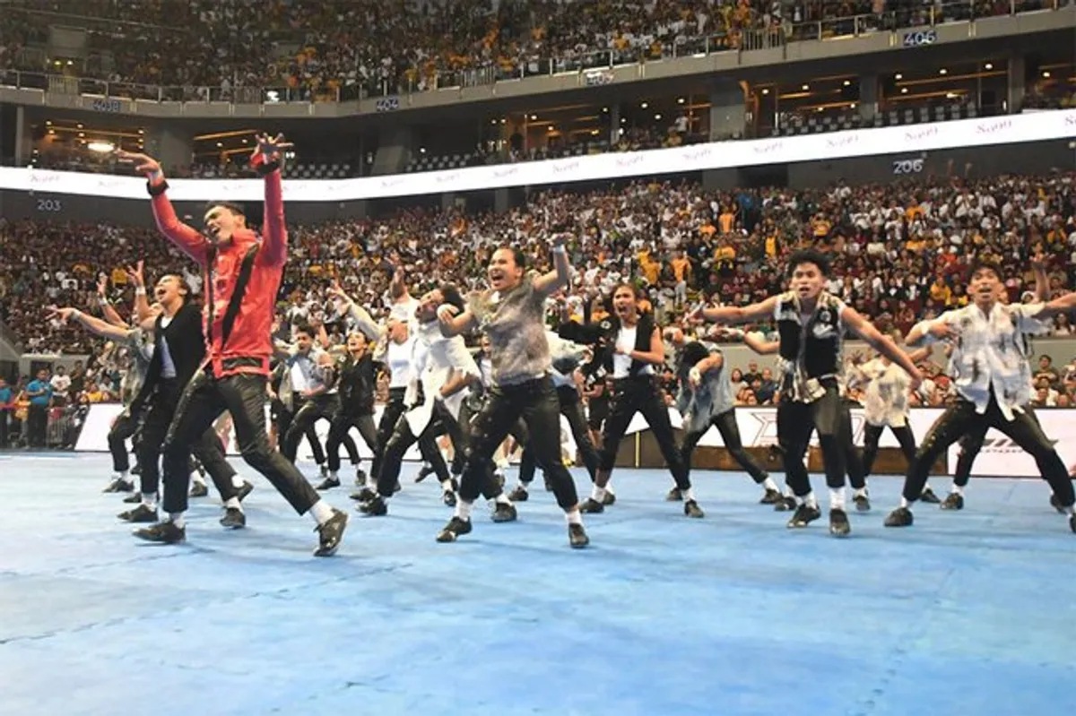 WATCH: FEU Cheering Squad pays tribute to Michael Jackson | ABS-CBN Sports