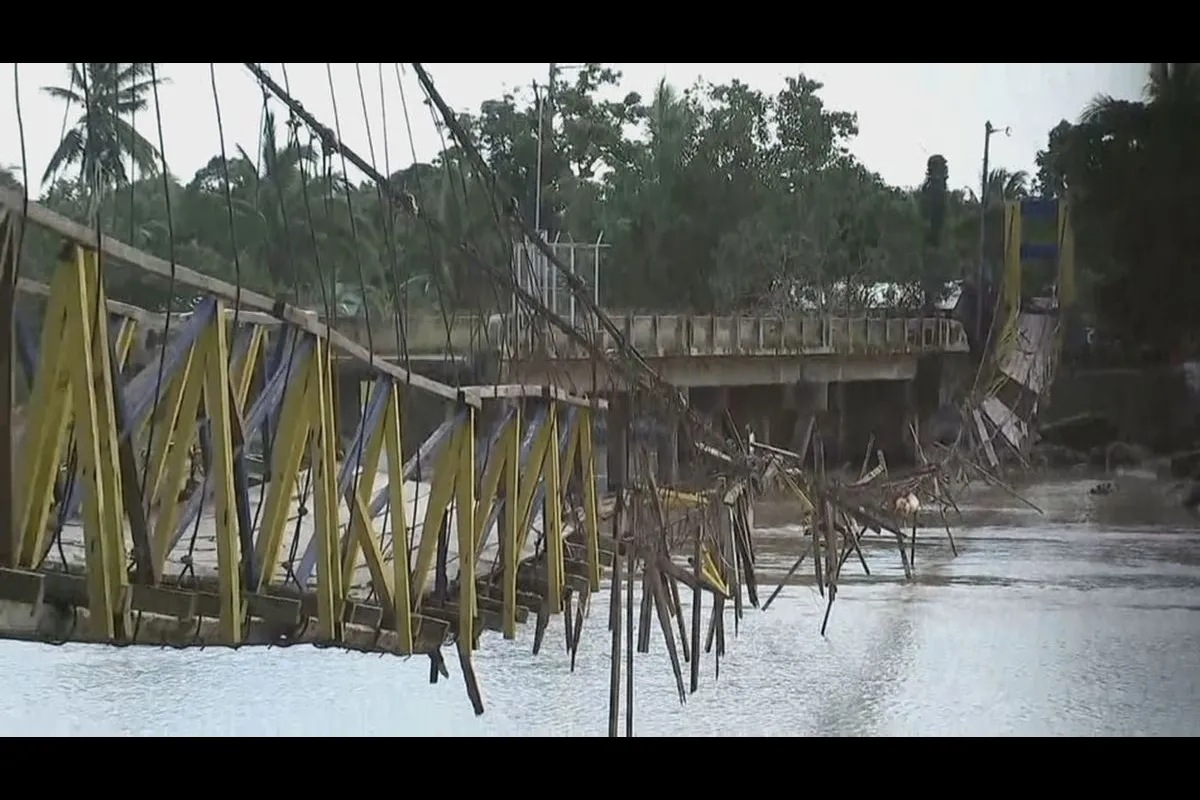 Tulay nawasak sa pagbaha sa Infanta dahil sa bagyong Tisoy | ABS-CBN News