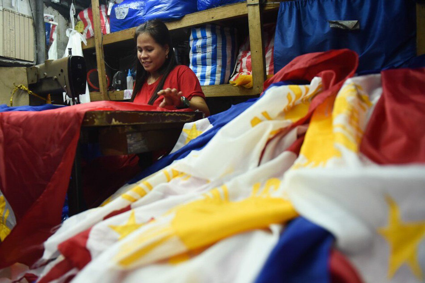 Paglagay ng ika-9 na sinag ng araw sa watawat ng Pilipinas, isinusulong ...