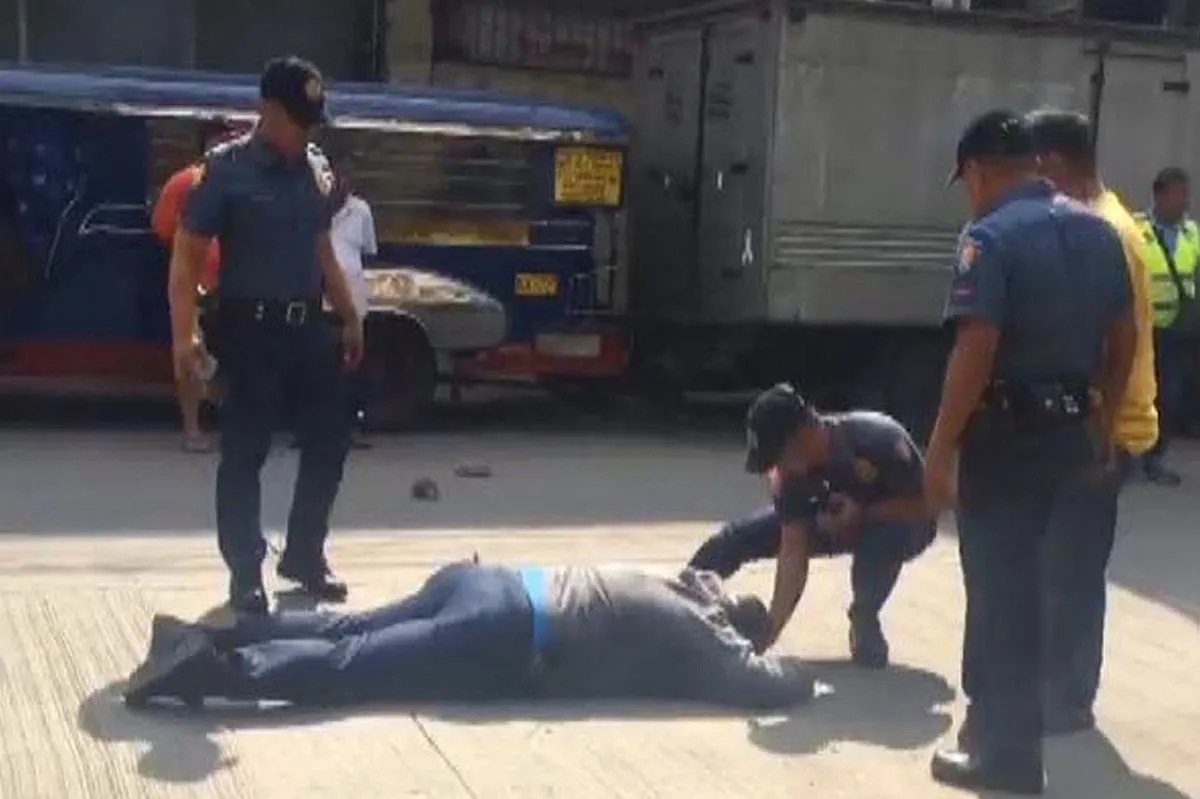 Pulis patay sa pananambang sa Caloocan | ABS-CBN News