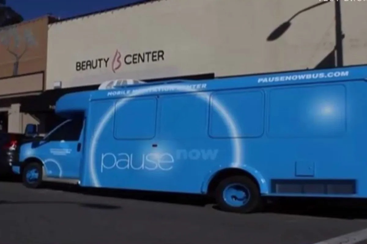 Filipina introduces 'meditation bus' in California | ABS-CBN
