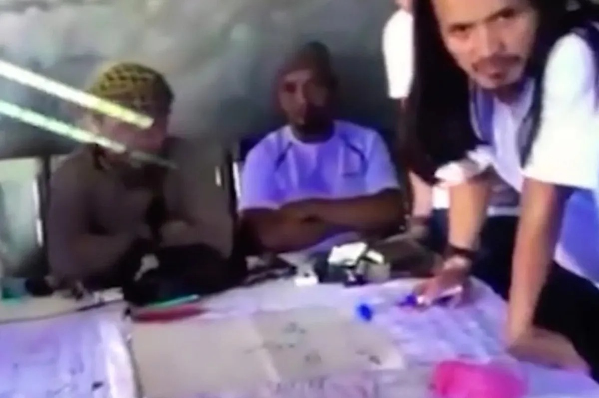 WATCH: Abu Sayyaf leader Isnilon Hapilon plotting Marawi siege | ABS ...