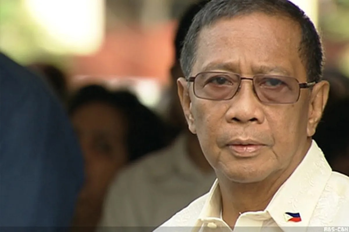 VIRAL: VP Binay, namumudmod ng pera? | ABS-CBN News