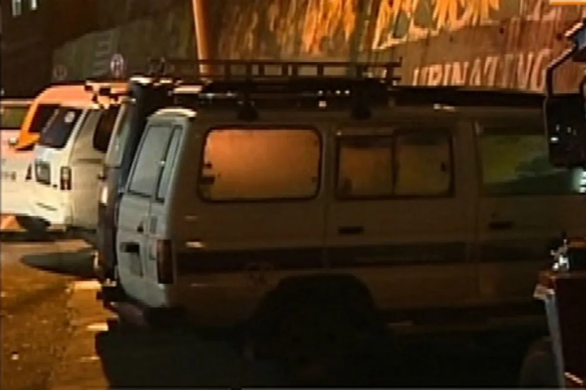 SAPUL SA CCTV: 'Basag Kotse' modus sa Baguio | ABS-CBN News SAPUL SA CCTV: 'Basag Kotse' modus sa Baguio | ABS-CBN News
