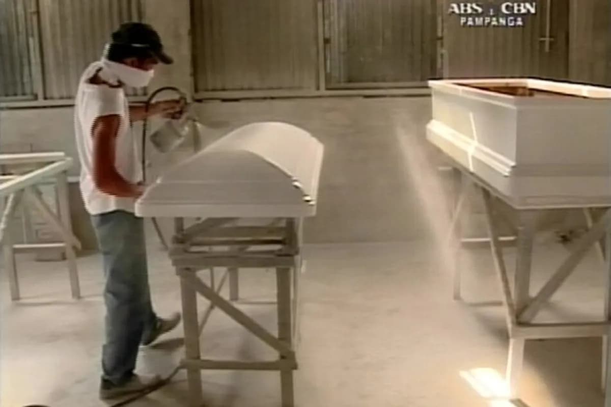 PANOORIN: 'Barangay Kabaong' sa Pampanga | ABS-CBN News