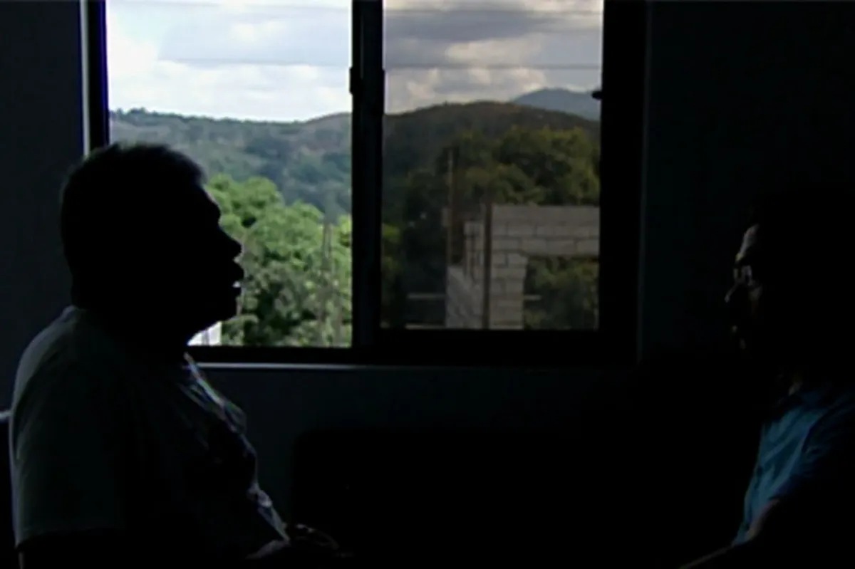 Empleyado ng gobyerno sa Pampanga, biktima ng 'tanim-droga'? | ABS-CBN News