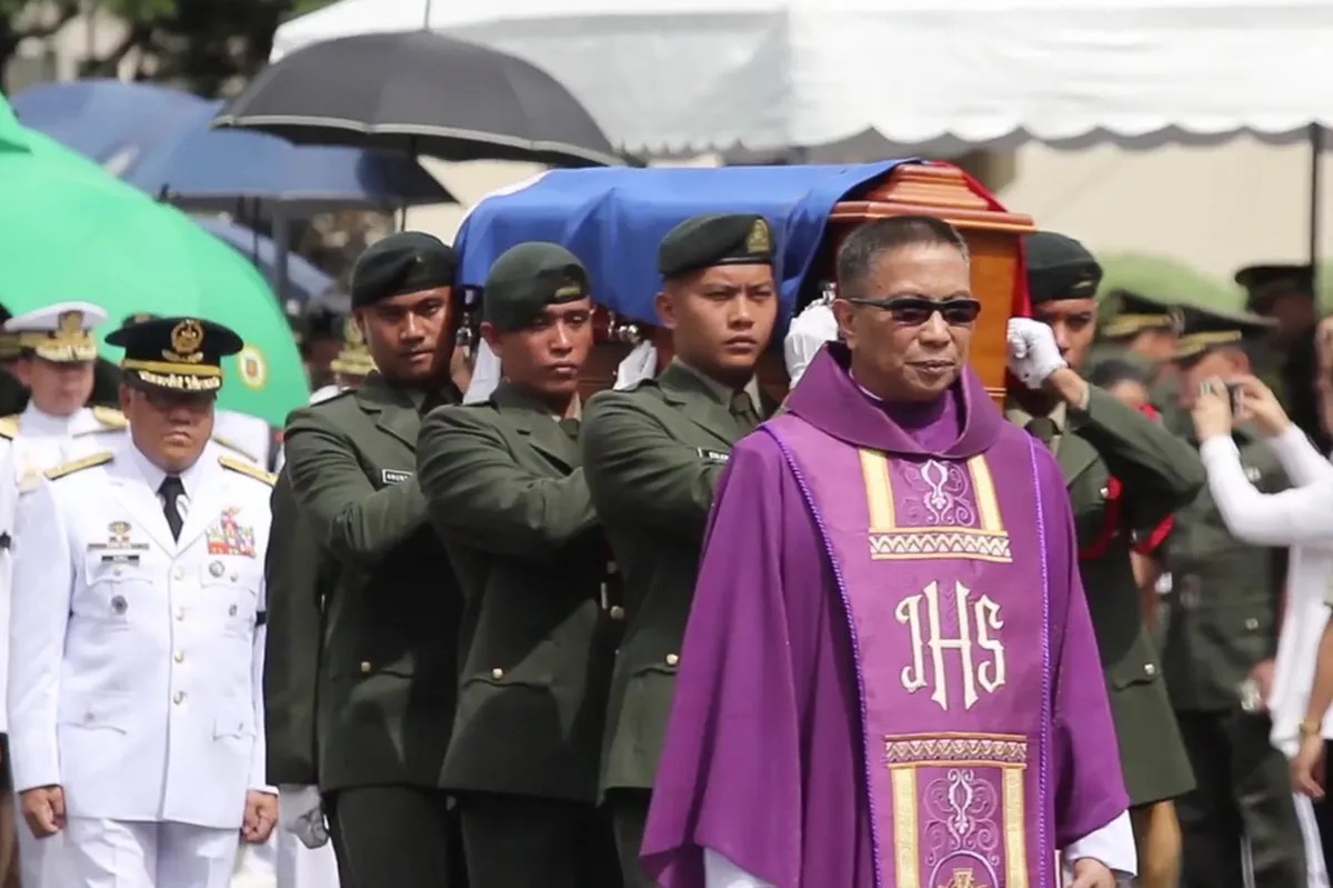 AFP: Marcos family promised to shoulder burial expenses | ABS-CBN News