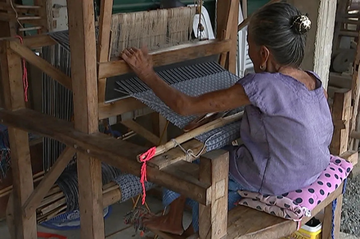 'Inabel' ng 93-anyos na lola, tampok sa fashion show | ABS-CBN Lifestyle