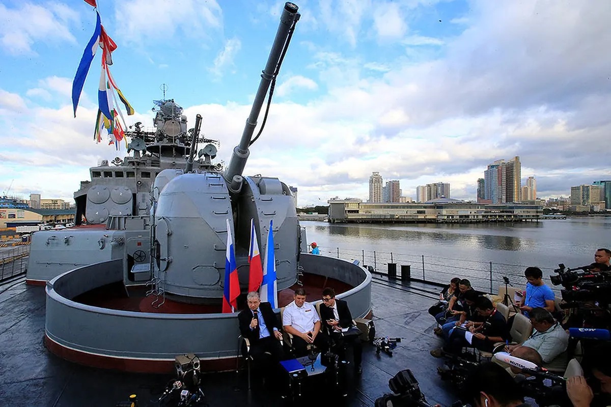 Russian Navy, ipinasilip sa mga Pinoy ang kanilang barkong pandigma ...