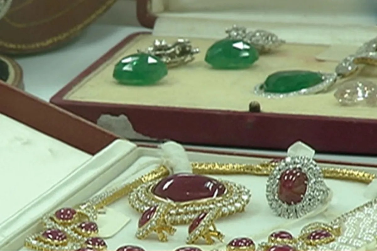 PH eyes sale of P237-M rare diamond, other Marcos jewels | ABS-CBN News