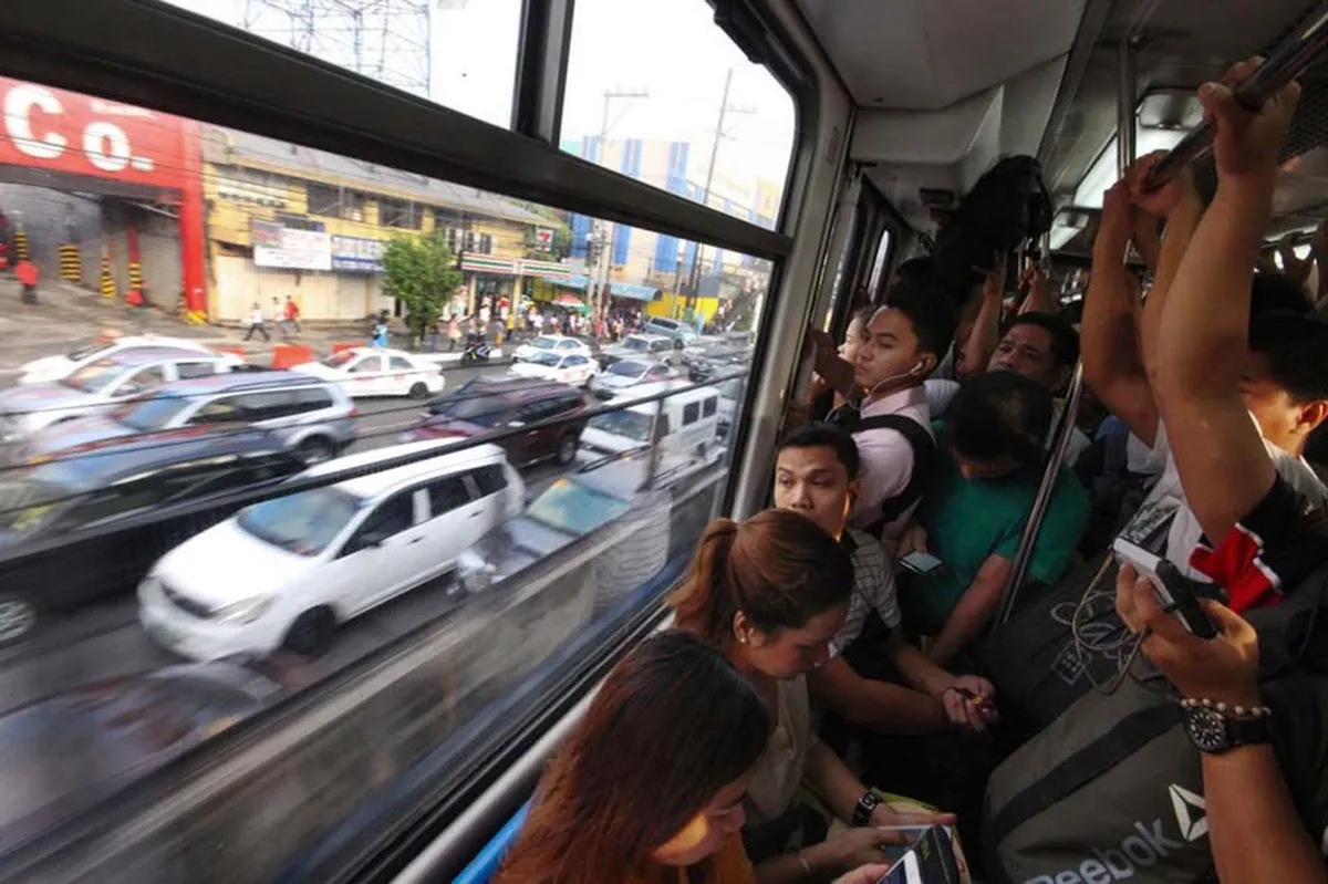 'Suspending MRT bad for economy, traffic' | ABS-CBN News