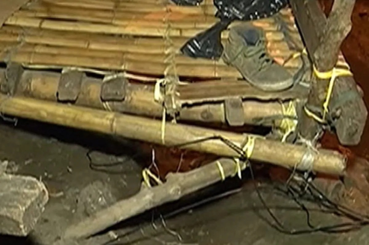 Sanggol, patay matapos mahulog sa sapa | ABS-CBN Sanggol, patay matapos mahulog sa sapa | ABS-CBN