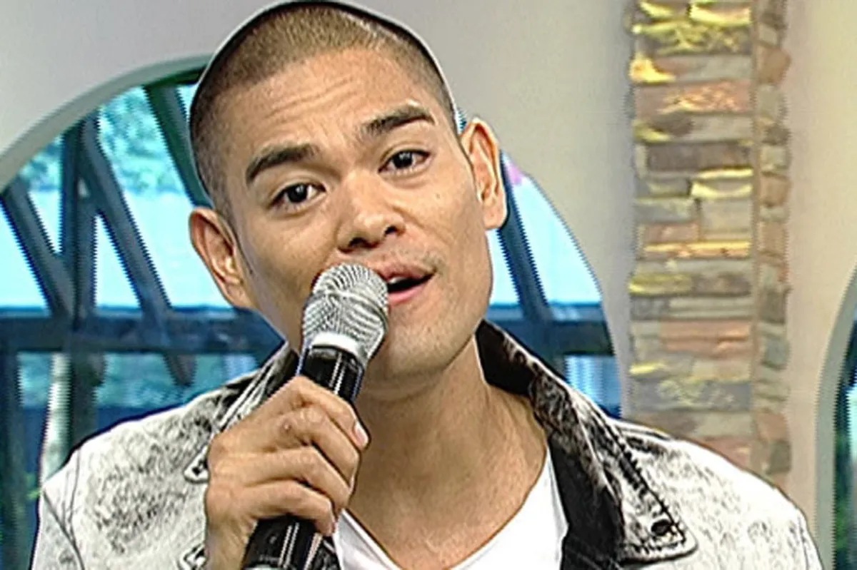 Jay R performs 'Ngayo'y Naririto' on 'UKG' | ABS-CBN Entertainment