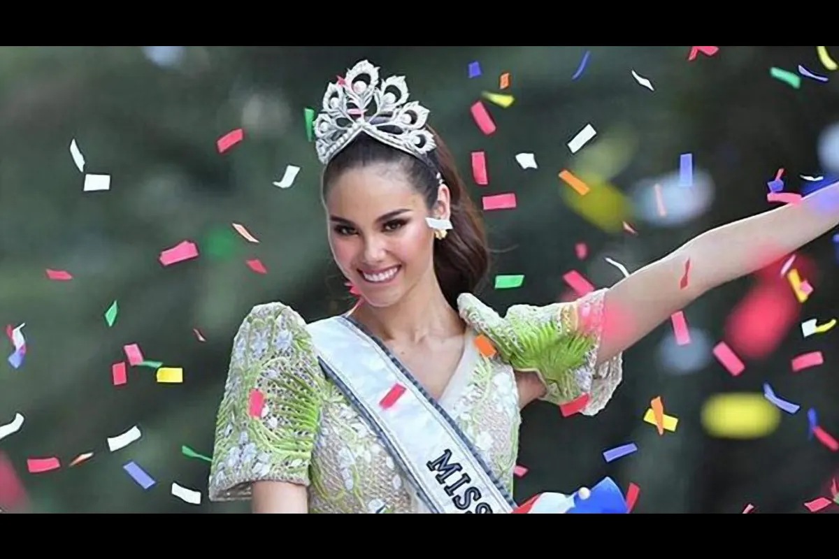 Dedma sa init ng araw, Catriona Gray, damang-dama ang pagmamahal ng mga Pilipino | ABS-CBN ...