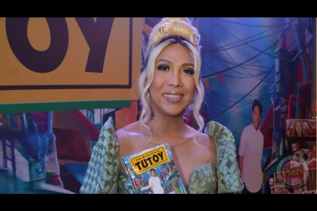 Vice Ganda, ipinagmalaki si ‘Tutoy’ | ABS-CBN Entertainment